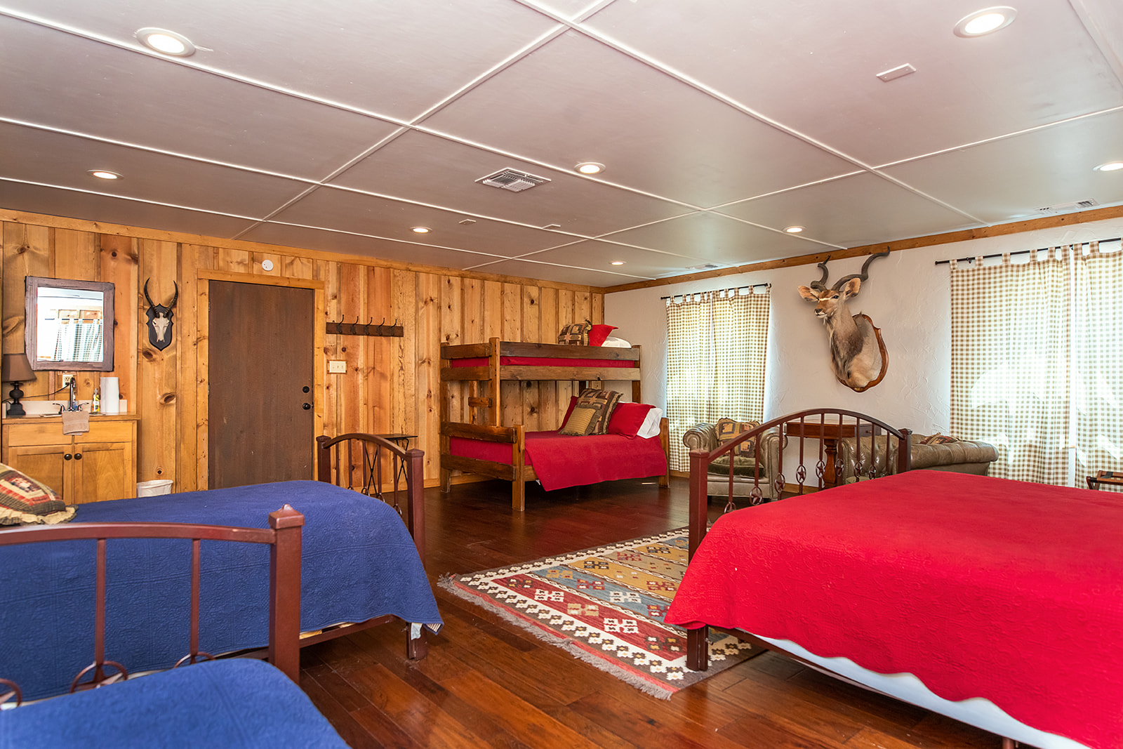 Selah Springs - Texas Family Reunions Properties