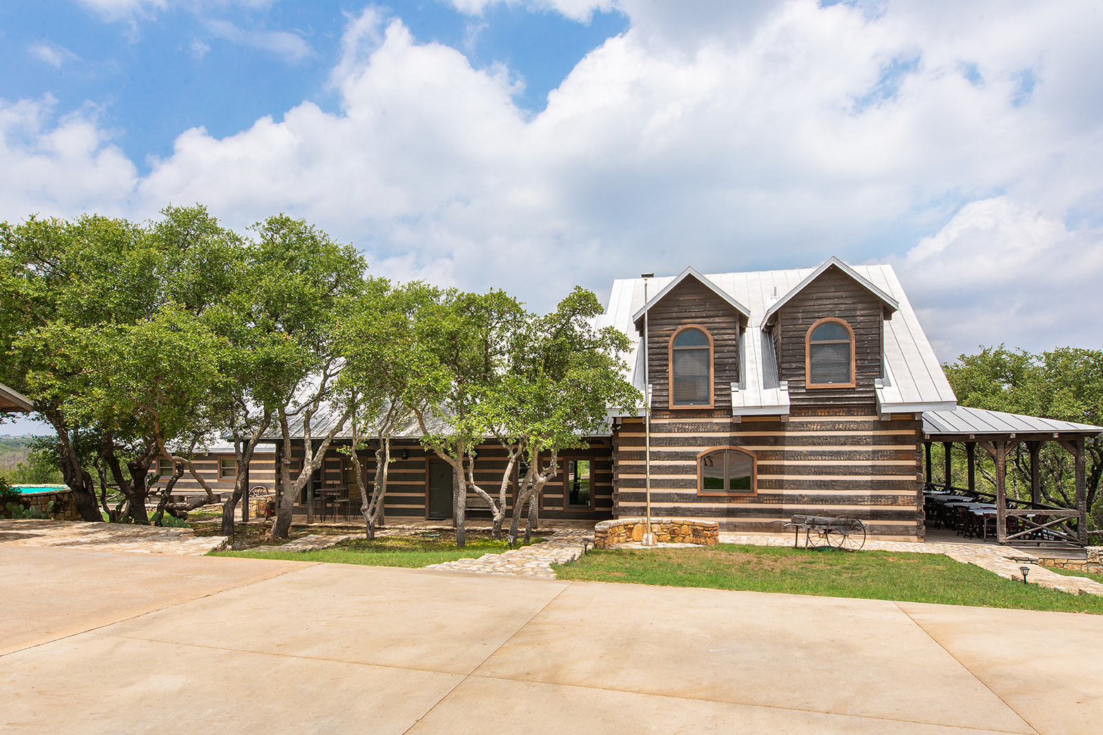 Selah Springs - Texas Family Reunions Properties